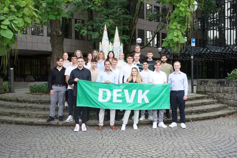 DEVK heißt Azubis willkommen